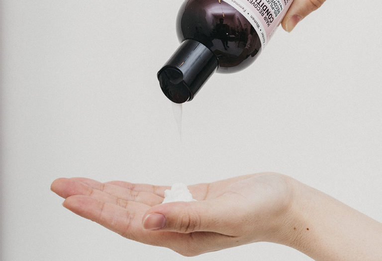 Shampoo Test 2023: Die besten Friseur- & Drogerieshampoos